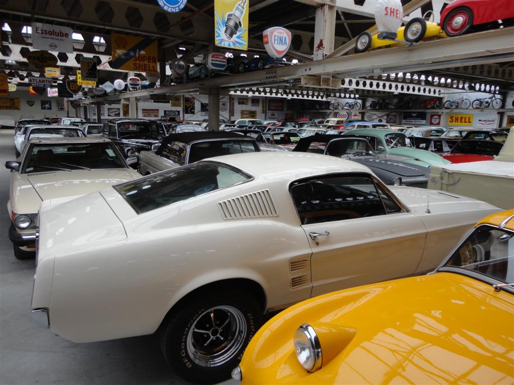 Ford-Mustang Fastback white | Joop Stolze Classic Cars