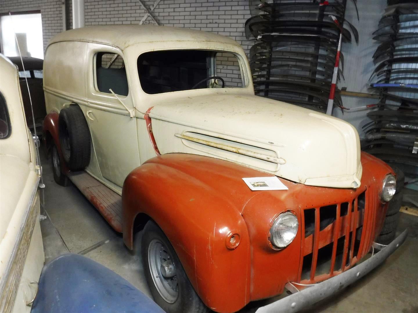 Ford Pick-Up-Panel truck 1946 | Joop Stolze Classic Cars