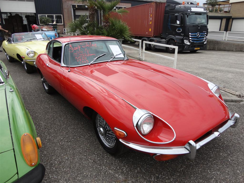 Jaguar-2de serie E type coupe red | Joop Stolze Classic Cars