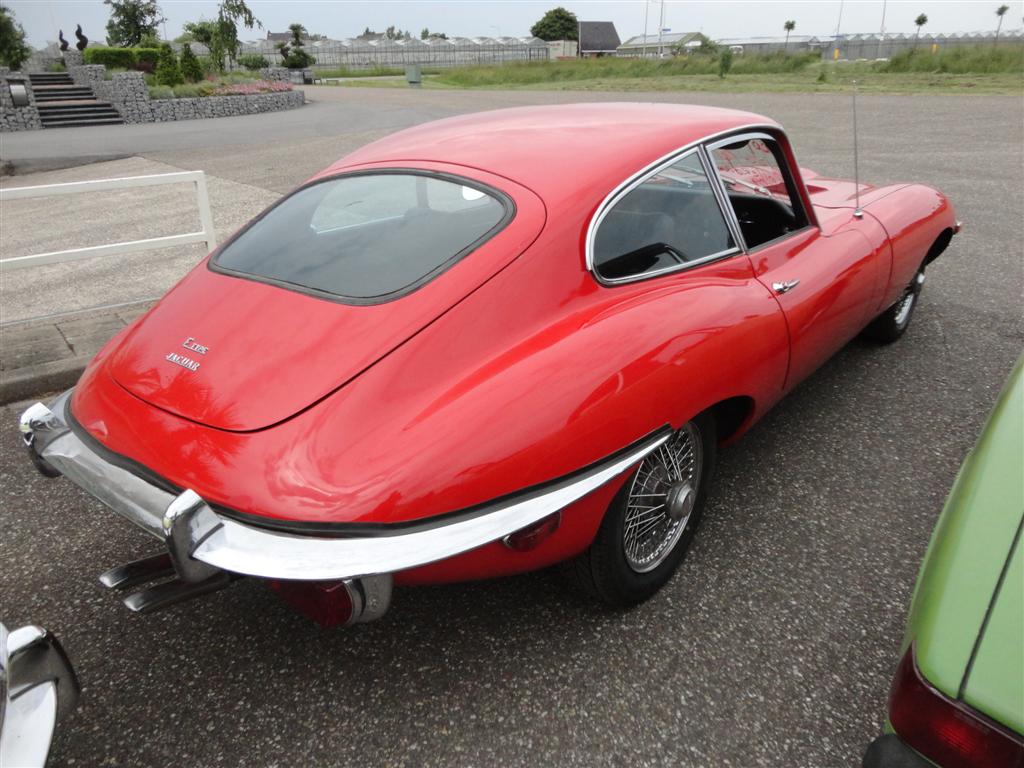 Jaguar-2de serie E type coupe red | Joop Stolze Classic Cars