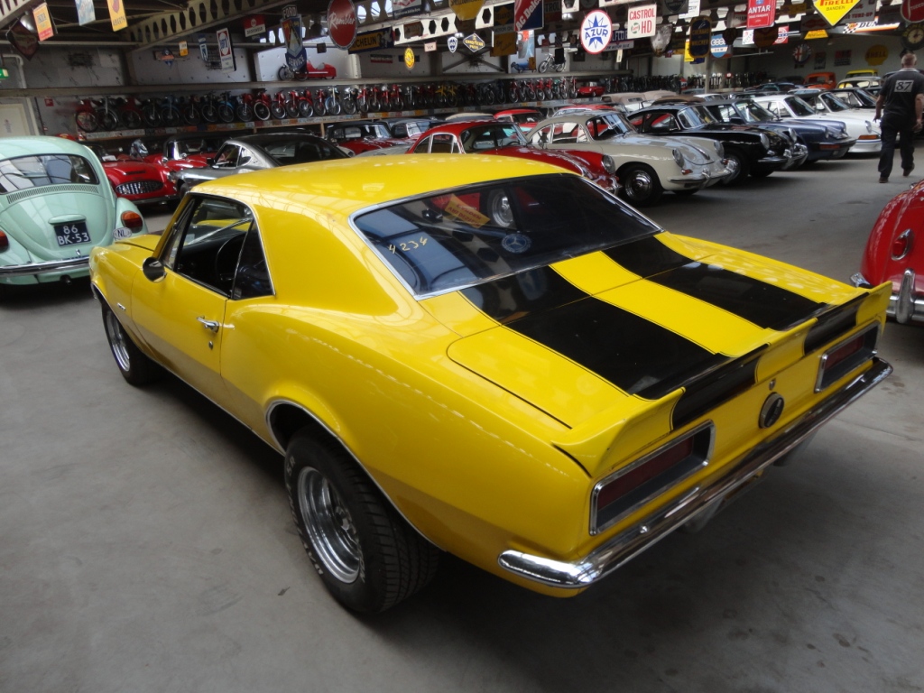 Chevrolet-Camaro RS | Joop Stolze Classic Cars