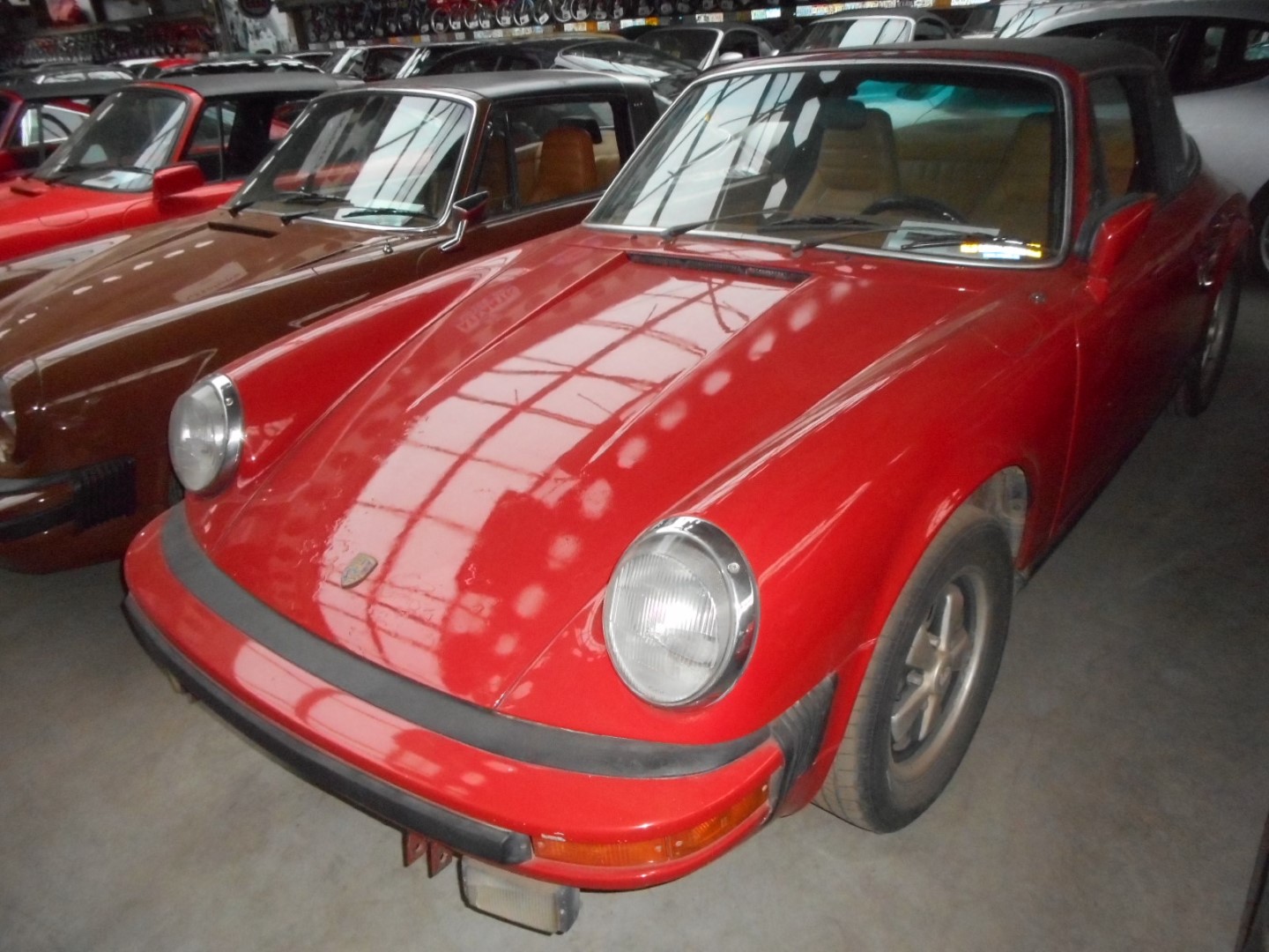Porsche-911 Targa '77 | Joop Stolze Classic Cars