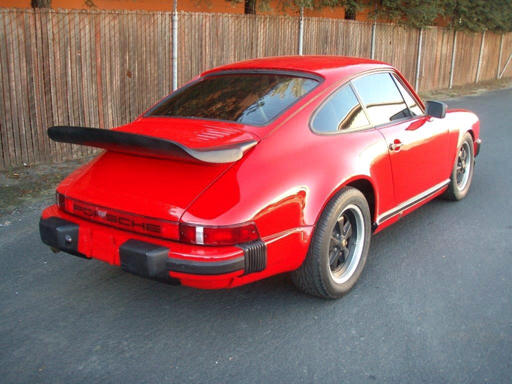 Porsche-911 S red | Joop Stolze Classic Cars