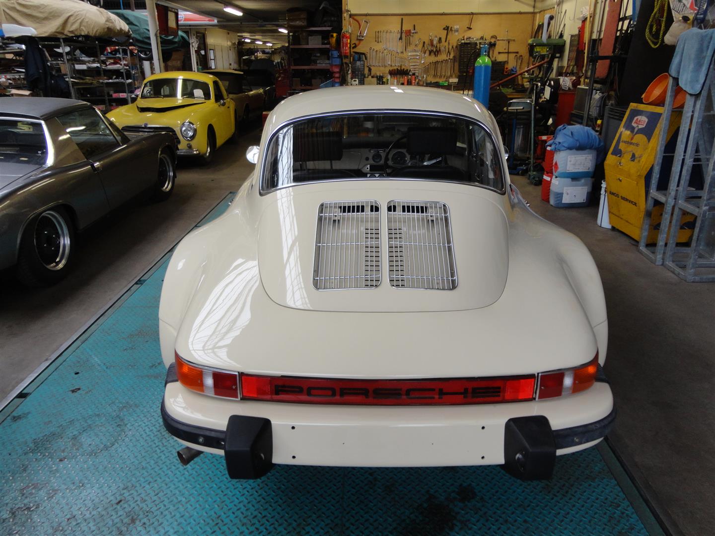 Porsche-356 BT6 turbolook RHD | Joop Stolze Classic Cars