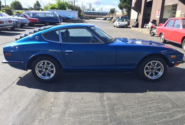 Datsun-240Z blue | Joop Stolze Classic Cars