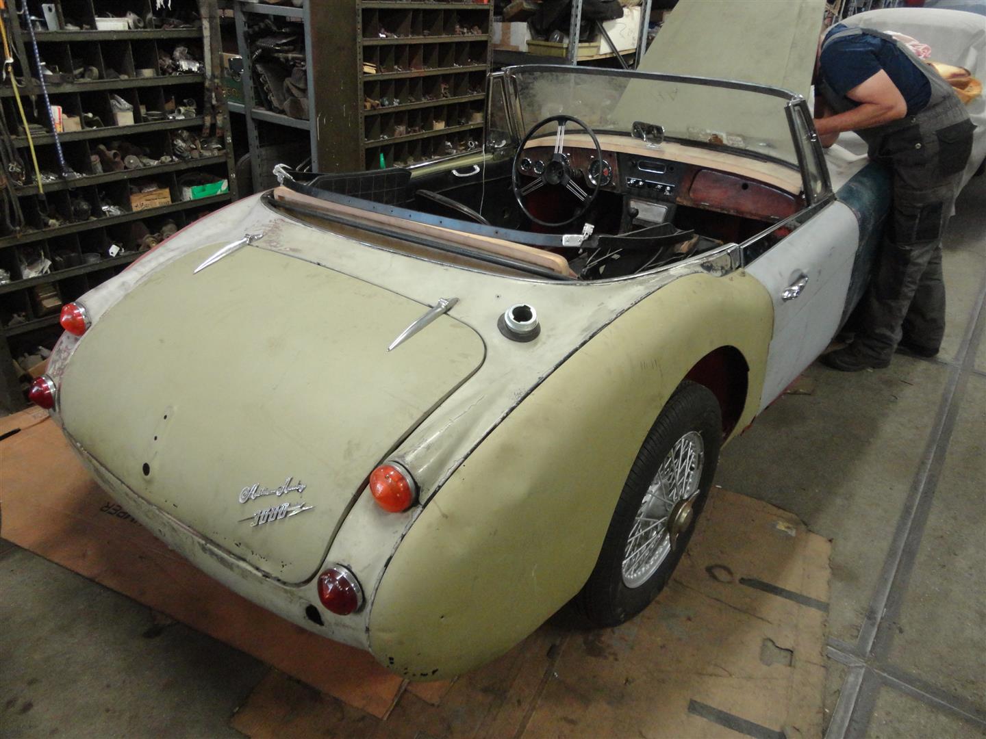 Austin Healey-BJ8 '66 | Joop Stolze Classic Cars