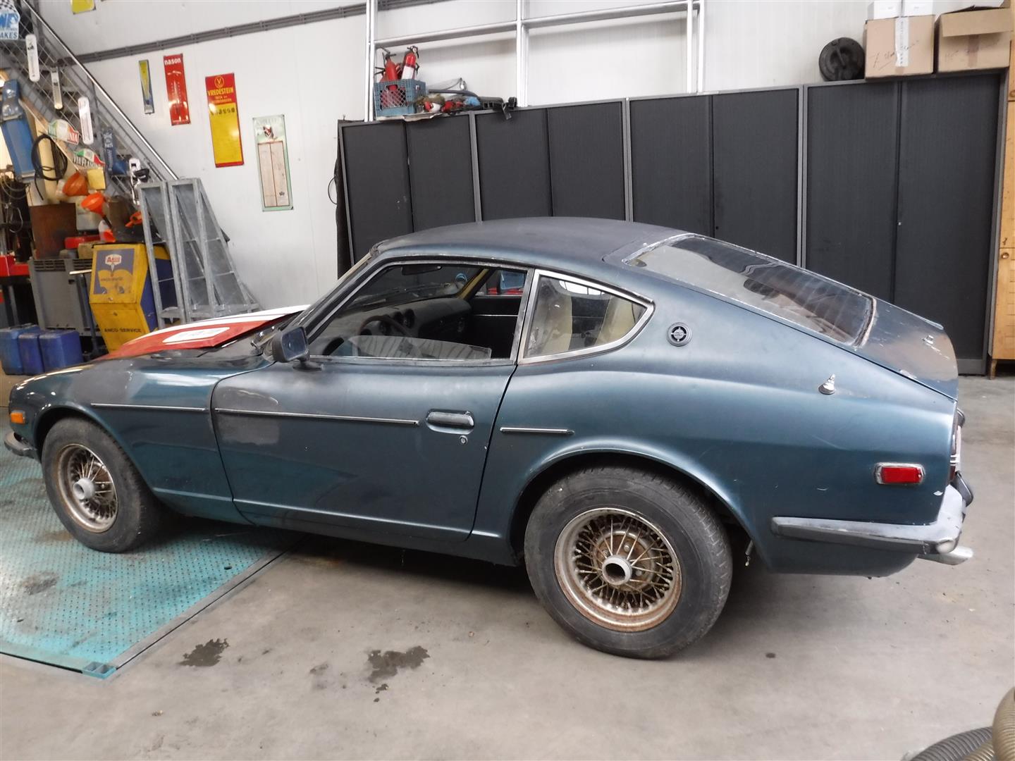 Datsun-240Z '72 blue | Joop Stolze Classic Cars