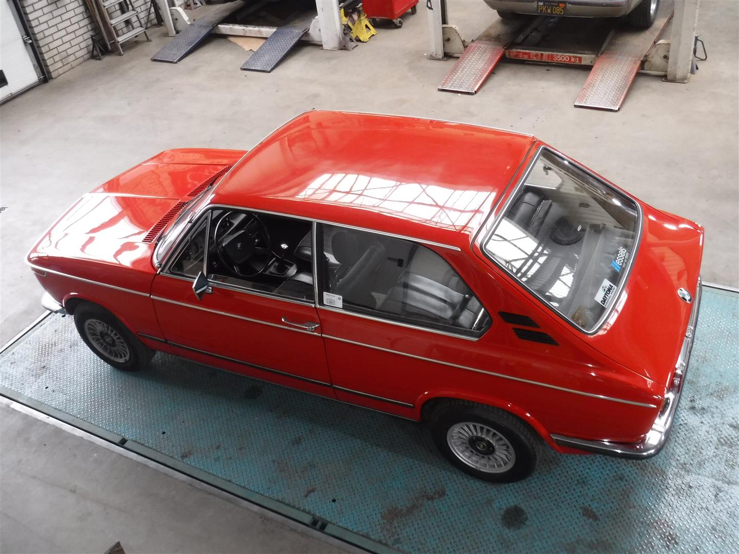 BMW-1802 Touring | Joop Stolze Classic Cars