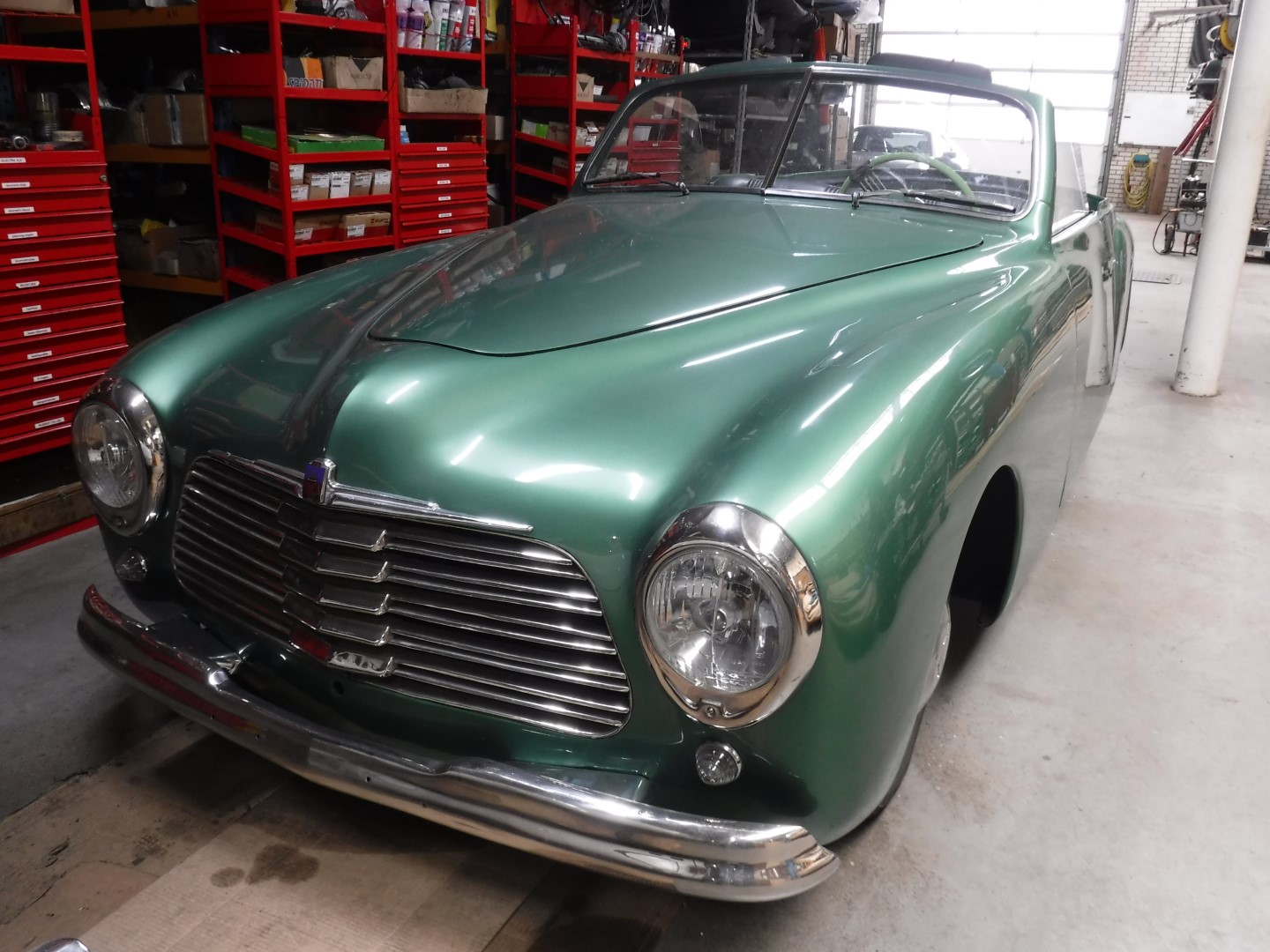 Simca sport-8 sport cabrio green | Joop Stolze Classic Cars
