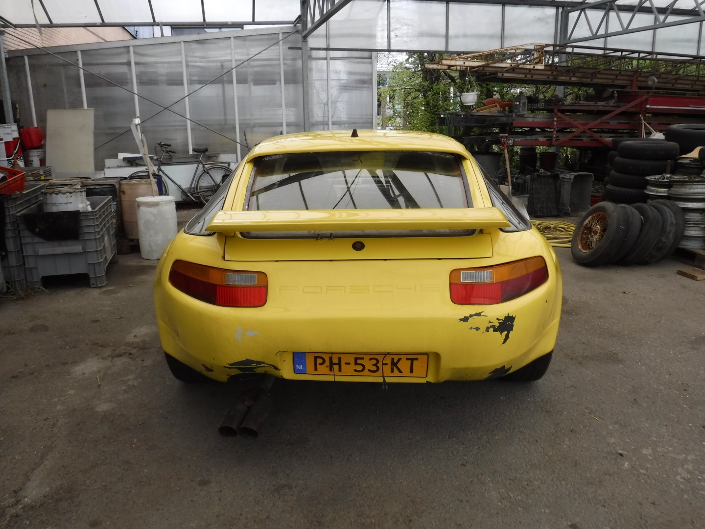 Porsche-928 yellow | Joop Stolze Classic Cars